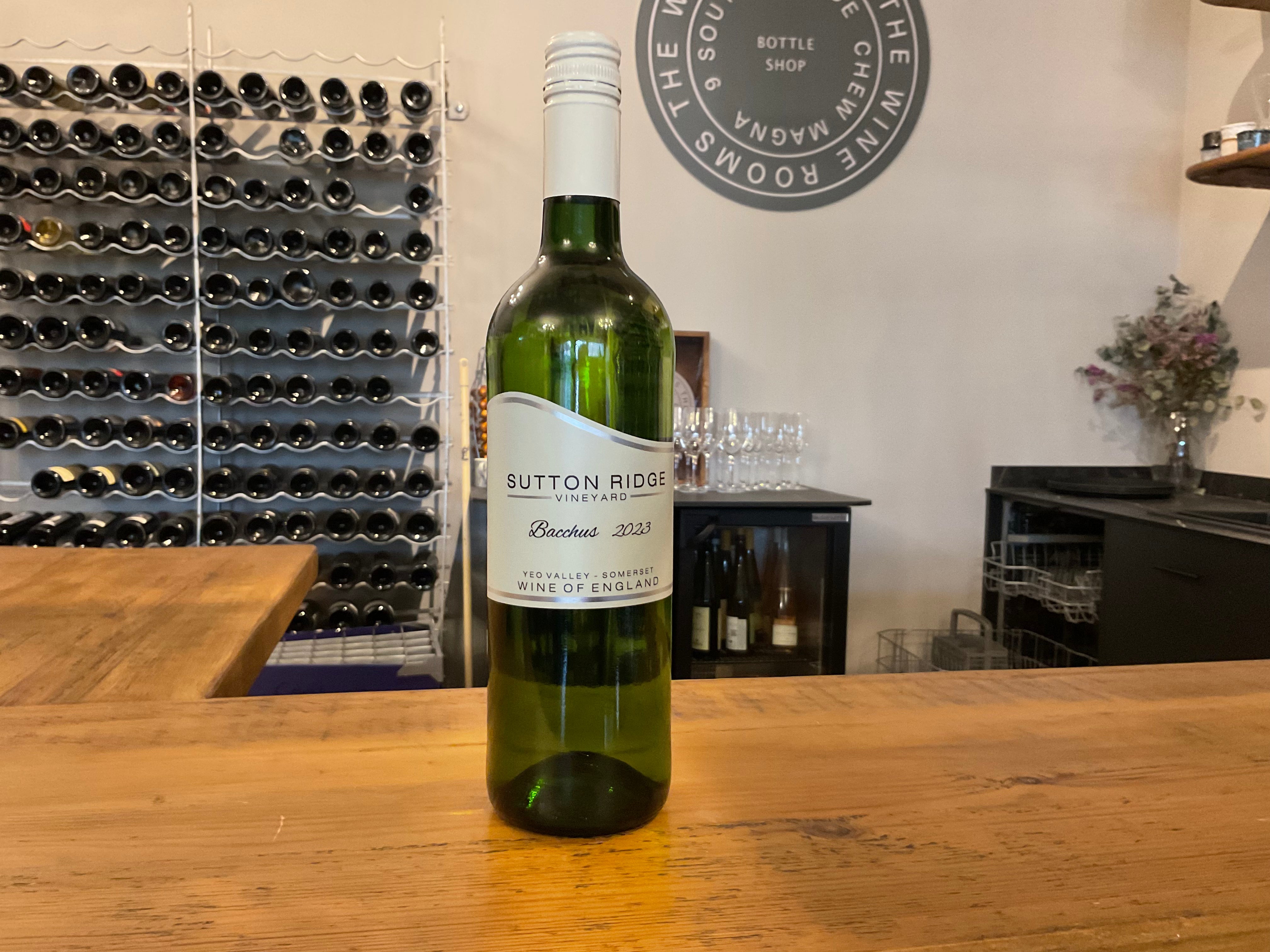 Sutton Ridge Bacchus White – The Wine Rooms Chew Magna